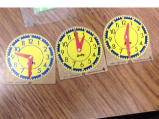 Can You Find The Correct Time With Three Clocks? Free Games online for ...